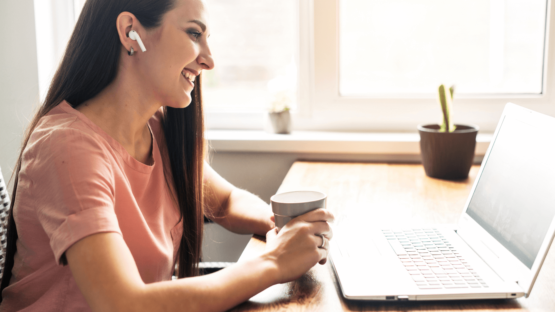 Zoom vs Skype: Choosing the Best Video Conferencing Tool | OnlineExpo Blog
